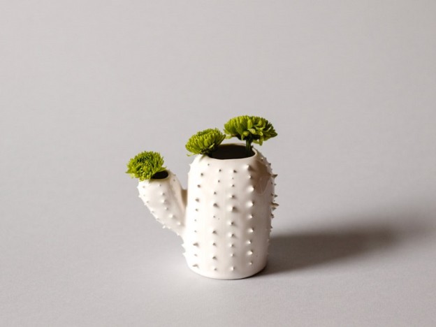 Prickly Edges & Crying Pots: 12 Ceramics that Caught My Eye - Brown ...