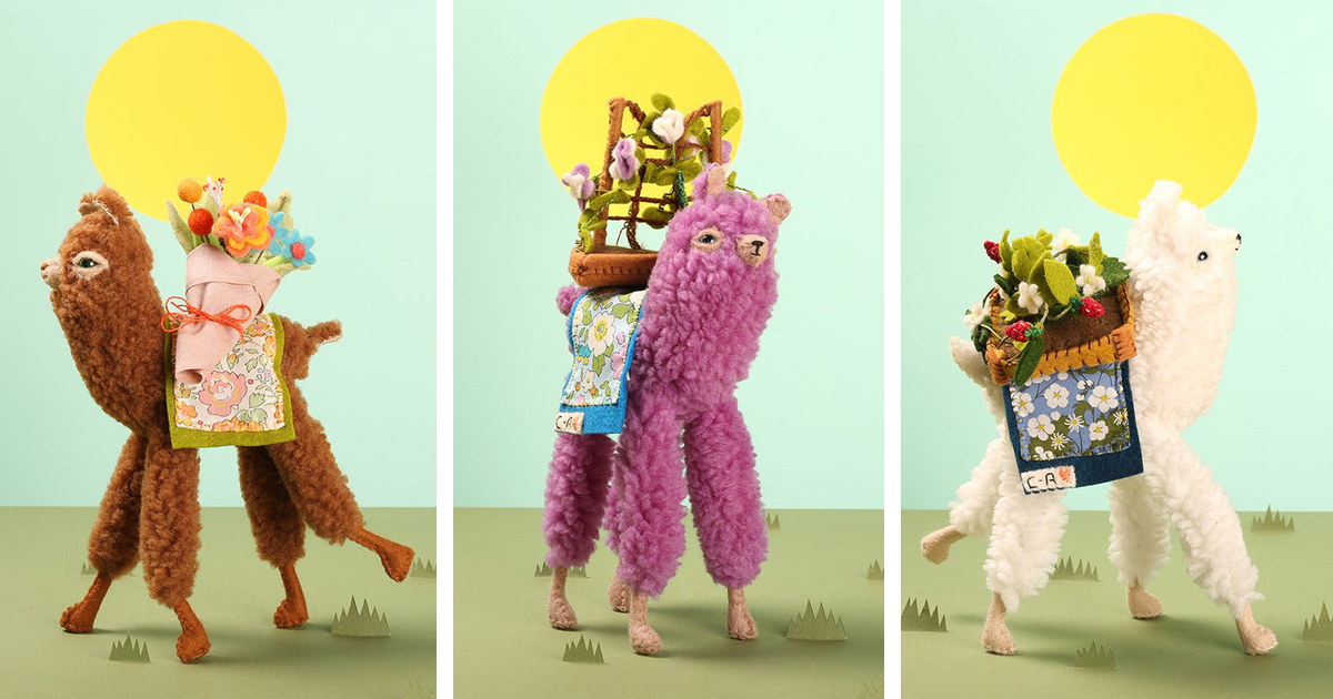 These Adorable Alpaca Dolls Carry Beautiful Blooms on Their Backs